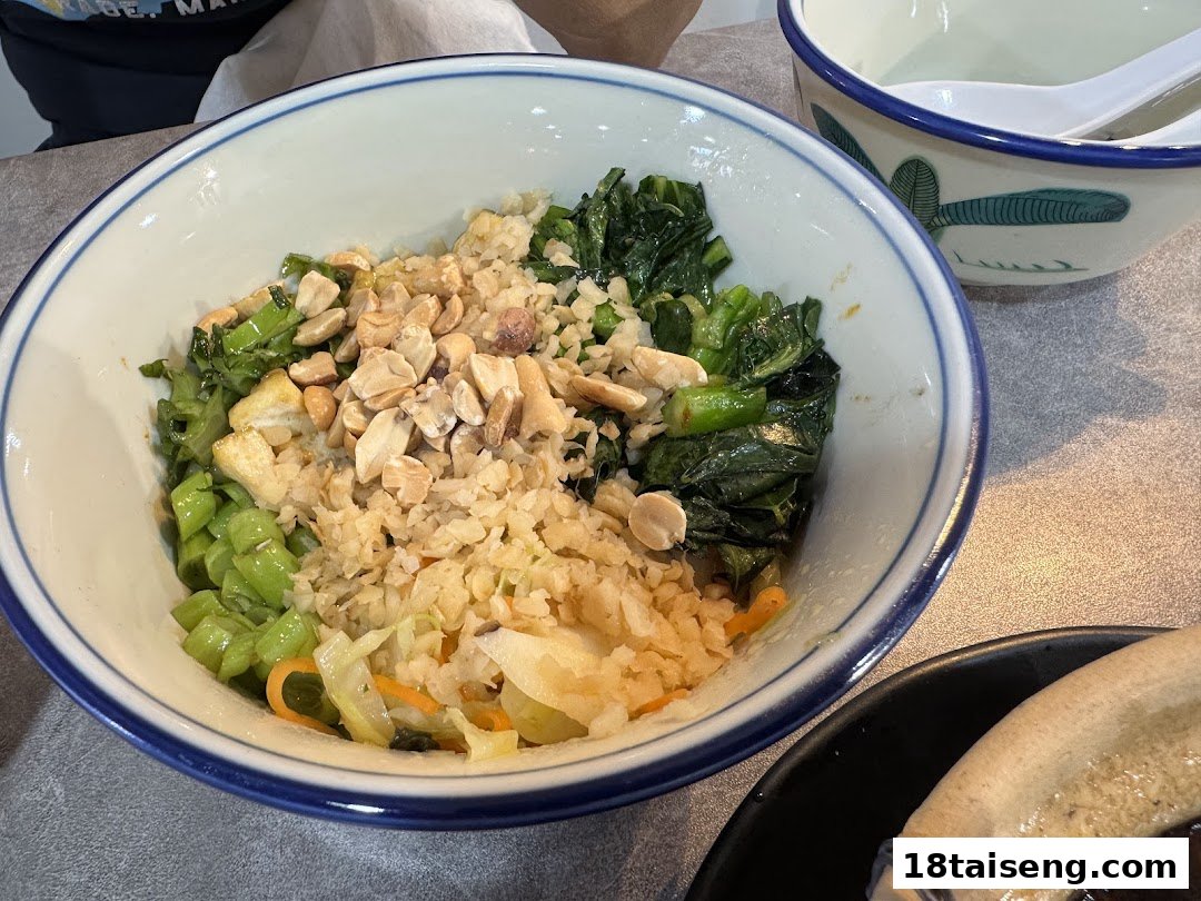 Peace Vegetarian at 18 Tai Seng